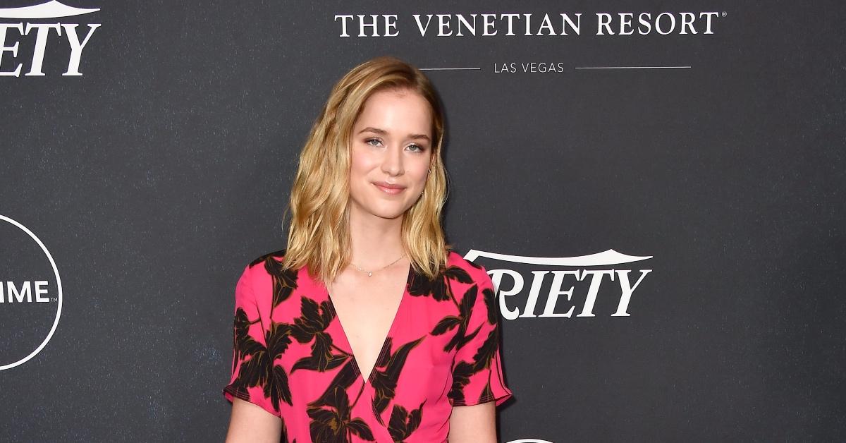 Is Elizabeth Lail Married? The Star Got Married in Spring 2021