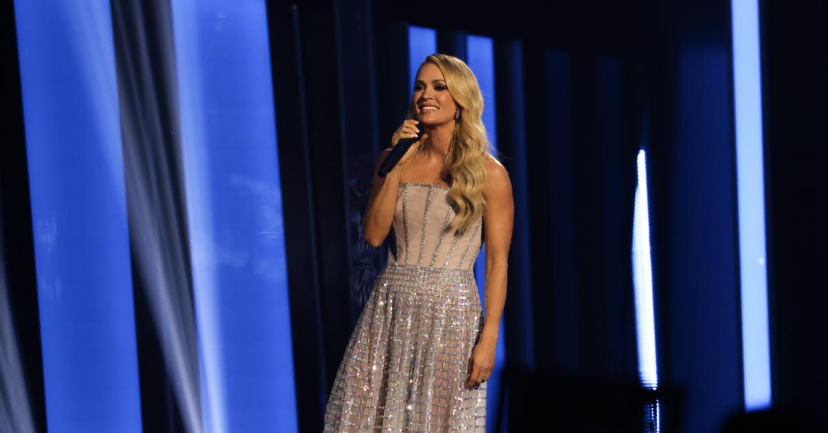 What's up With Carrie Underwood's Lips? Here's What We Know