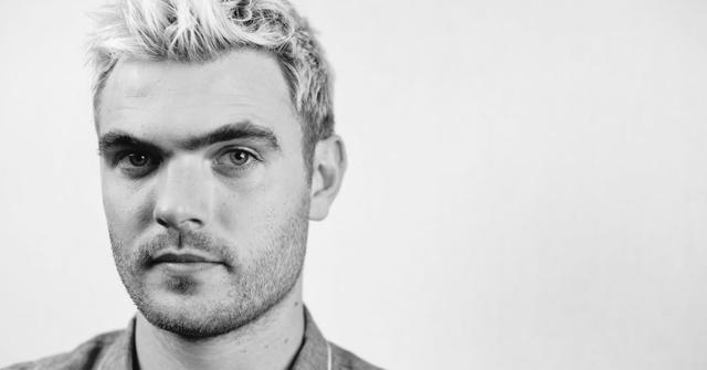 Does Alex Roe Really Sing in ‘Forever My Girl?'