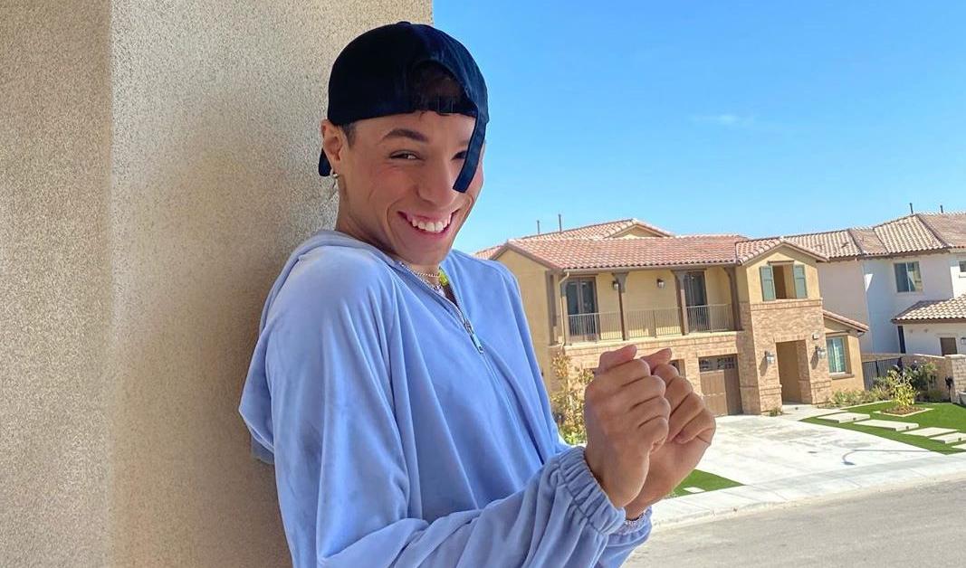 What Happened to Larray's Parents? Details on His Family Life