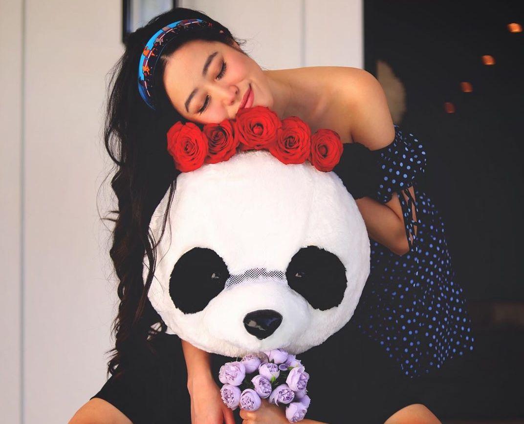 Who Is Stephanie Soo's Husband? The Man Behind the Panda Mask
