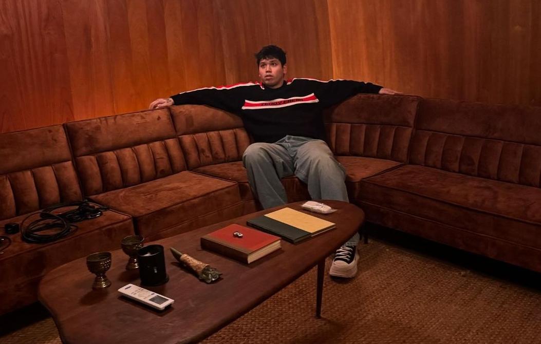 Clinton Kane and Brooke Schofield Relationship Timeline