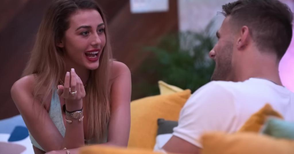 When Did 'Perfect Match' Stars Chloe and Mitchell Date?