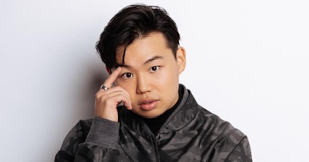 'Mulan' Star Jun Yu on Playing Cricket in 2020 Live-Action (EXCLUSIVE)
