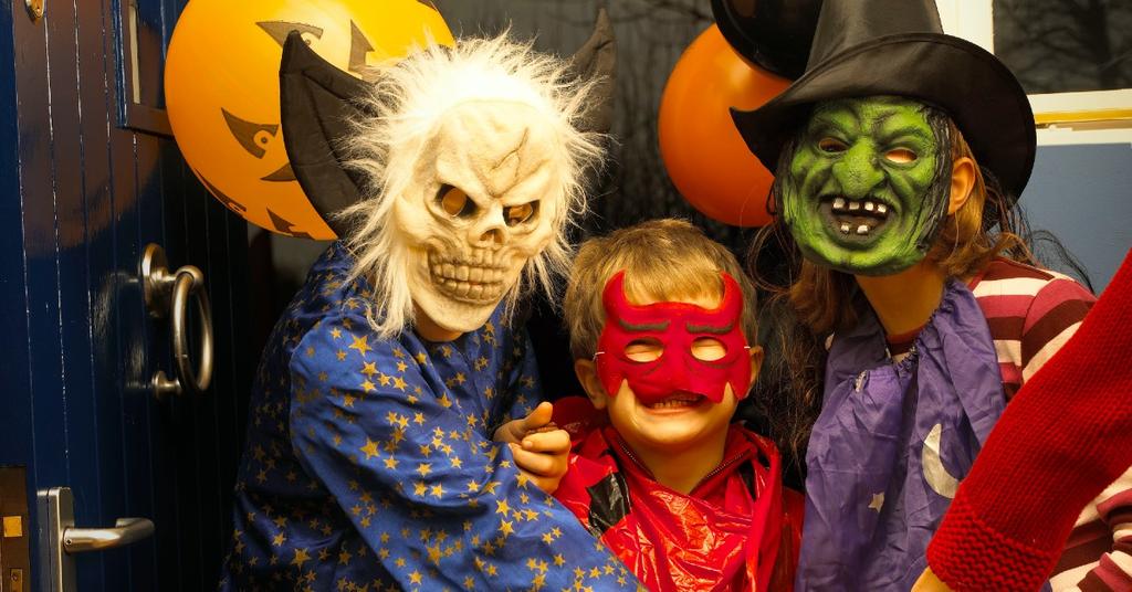 What Time Does Trick-or-Treating Typically Start?