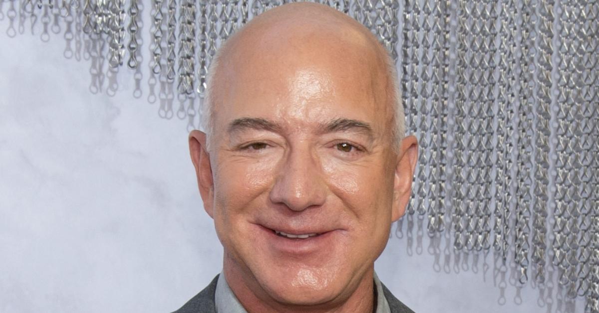Does Billionaire Jeff Bezos Have a Glass Eye?