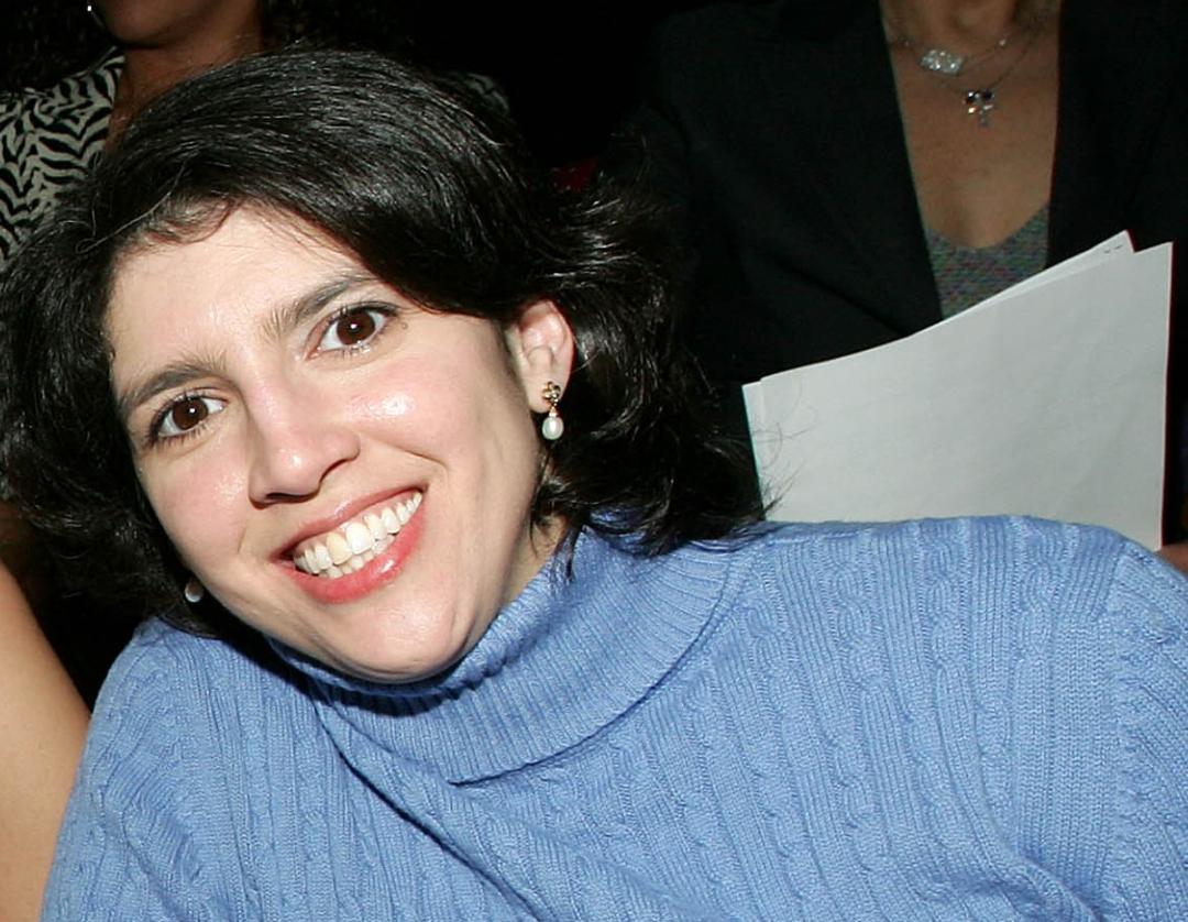 Jennifer Lopez's Super Talented Siblings Leslie and Lynda!