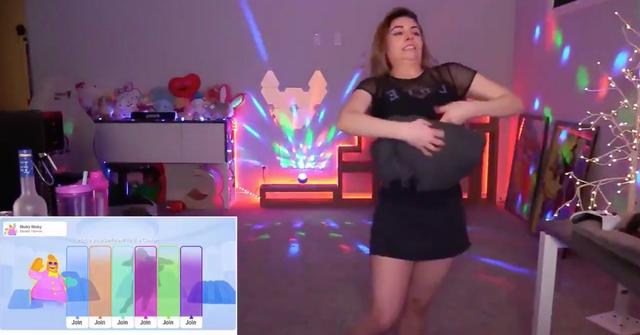 Alinity Twitch Flash — Will Wardrobe Malfunction Get Her Banned