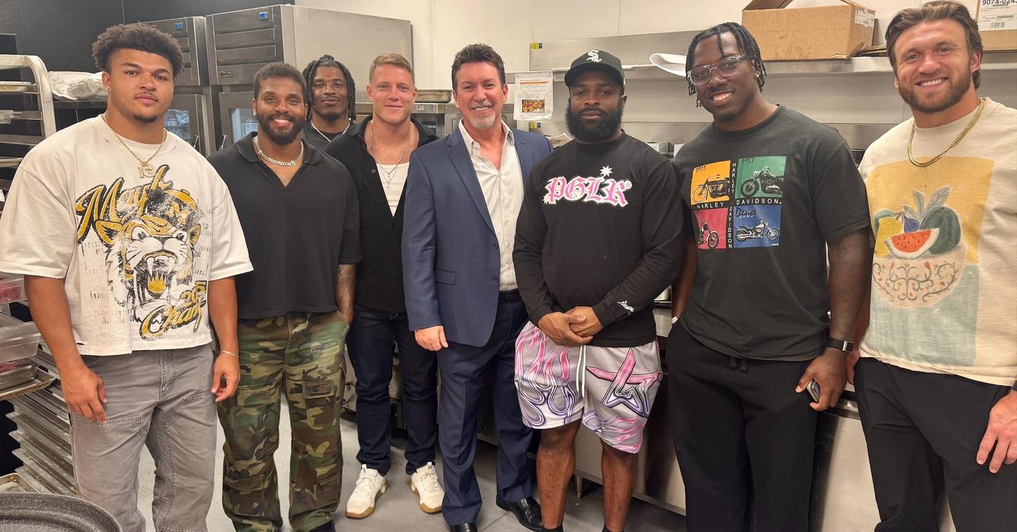 NFL Icons and WWE Champ Feast Inside Circa Resort at Barry’s Prime