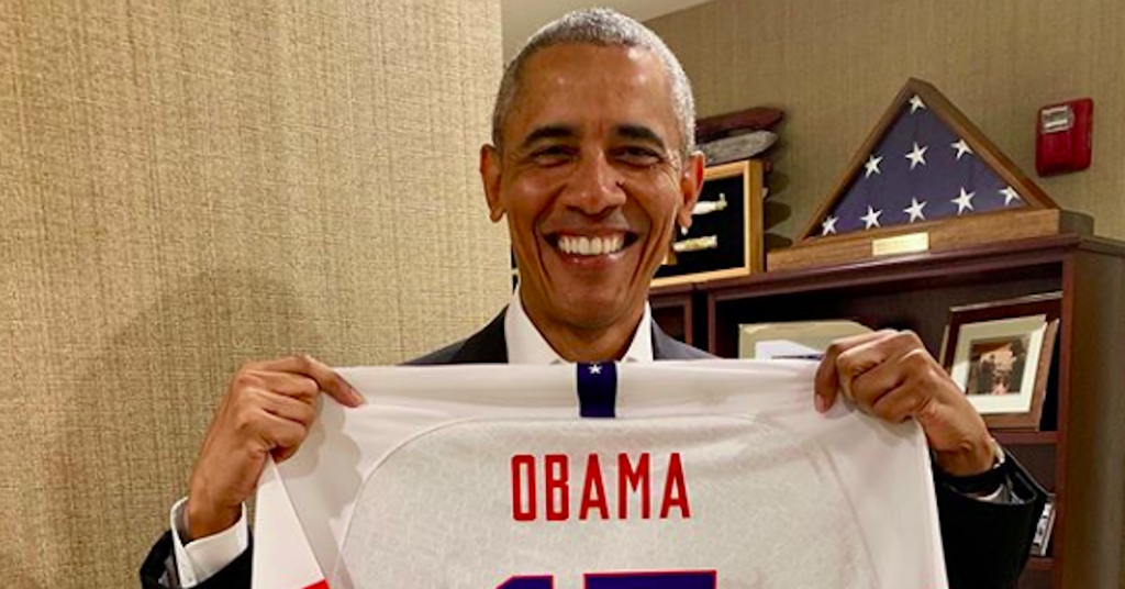 The Obamas Netflix Deal Proves That Everyone Wants to Work in Showbiz