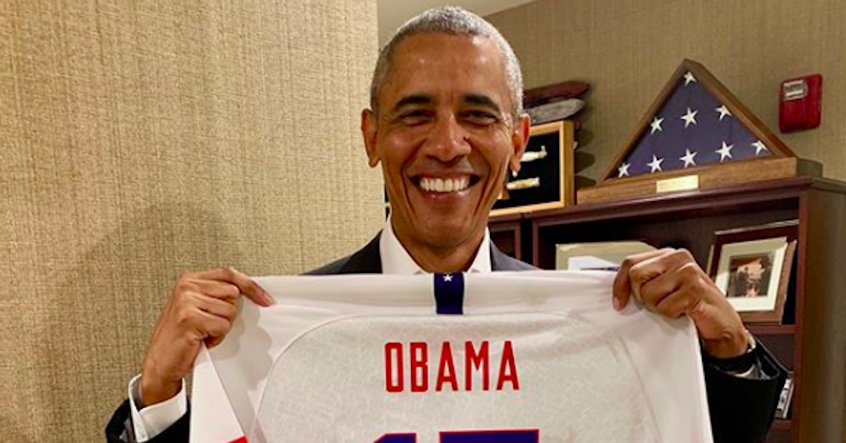 The Obamas Netflix Deal Proves That Everyone Wants to Work in Showbiz