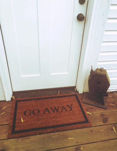 These Two Sisters Have Completely Opposite Styles, and the Internet ...