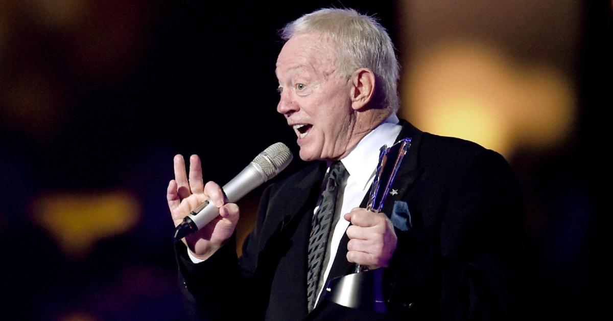 What Did Jerry Jones Say About Larry Lacewell?