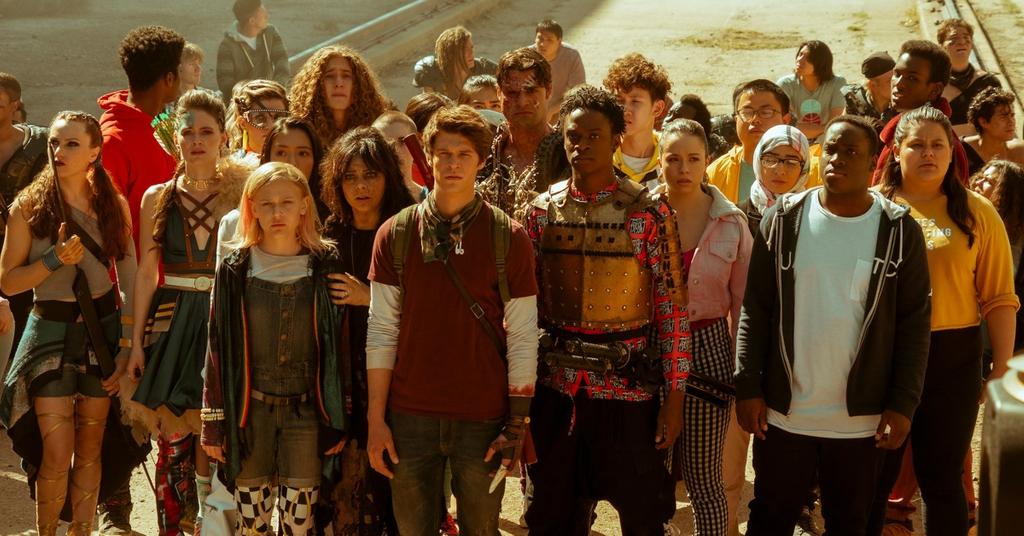 Cody Kearsley Reveals How Turbo Got His Face Burned in ‘Daybreak’