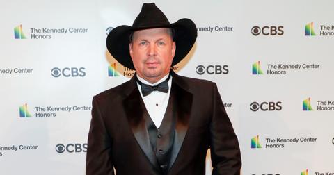 What's up With the Garth Brooks Murderer Conspiracy?
