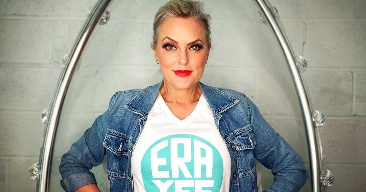 Elaine Hendrix Recounts Getting Hit by a Car, End of Dance Career