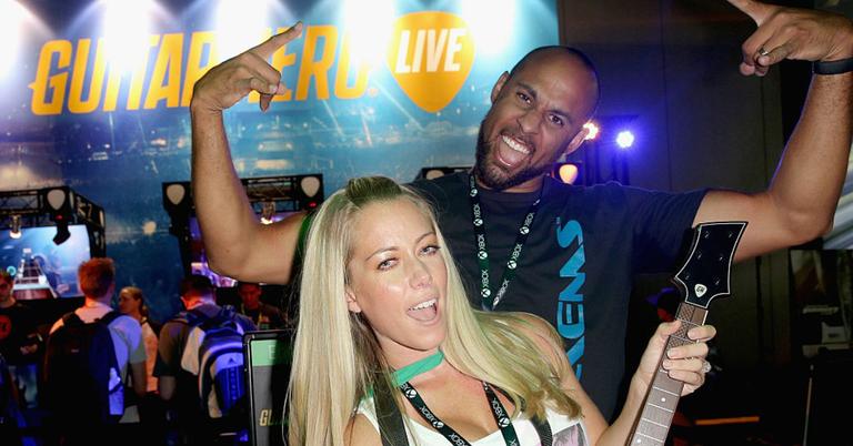 Is Kendra Wilkinson Still Married? Here's What We Know About Her ...