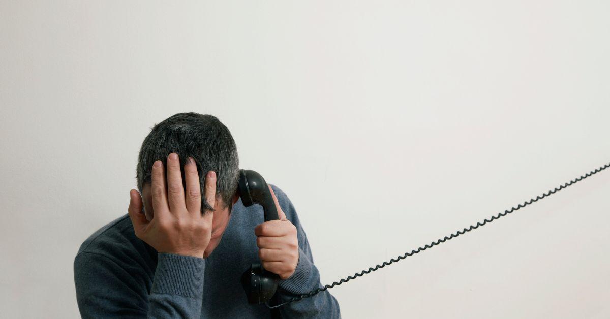 Irate Customer Calls Out HelloFresh for Delayed Spoiled Food