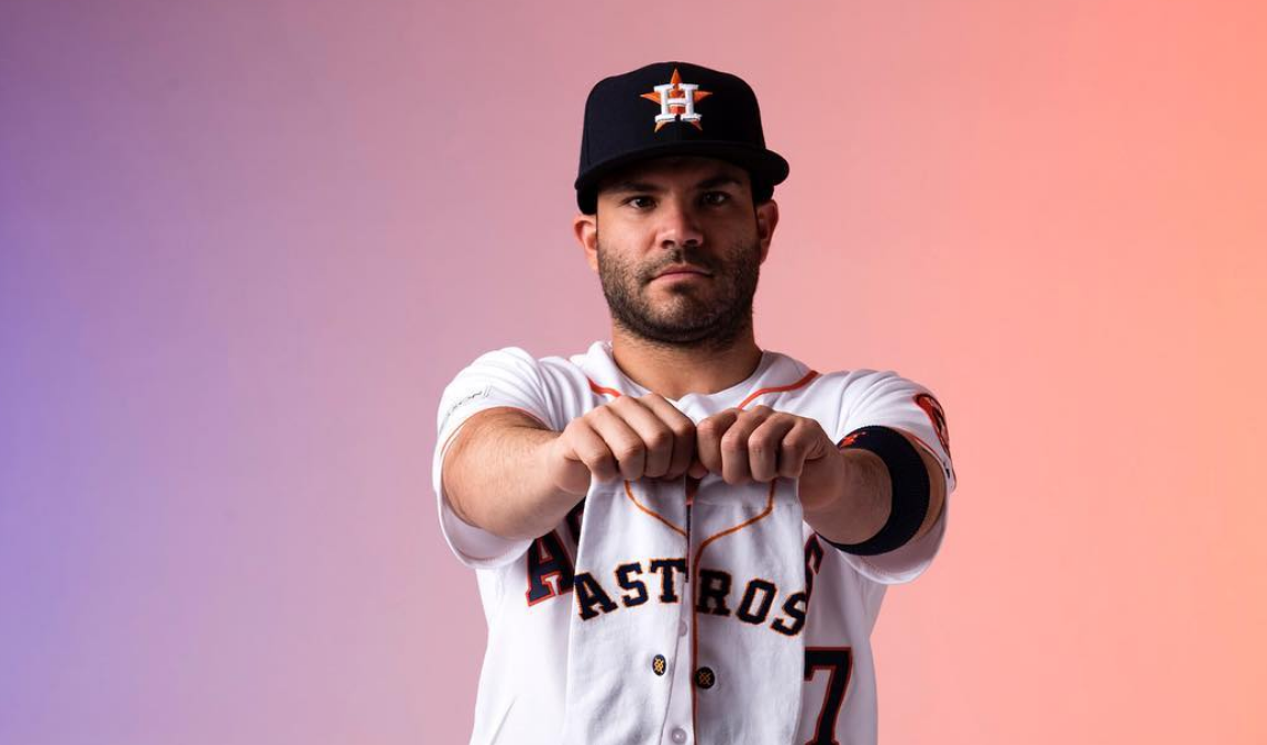 These Memes About José Altuve Will Get You in the World Series Spirit