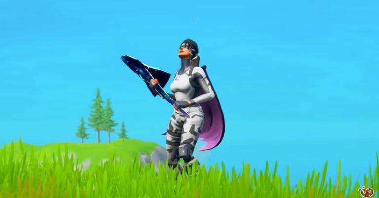 What Happened to YouTuber Fe4RLess?