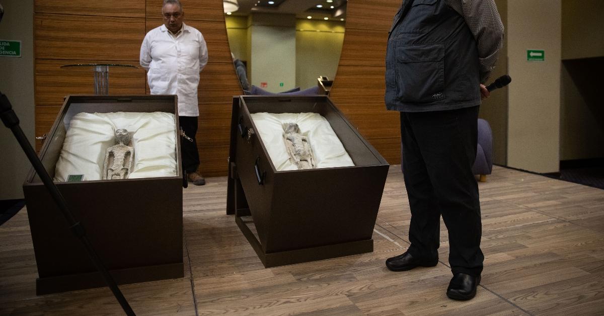 No Need to Phone Home for These Mexico Alien Memes