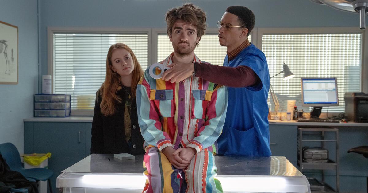 Meet Hulu's 'Extraordinary' Cast of Superheroes