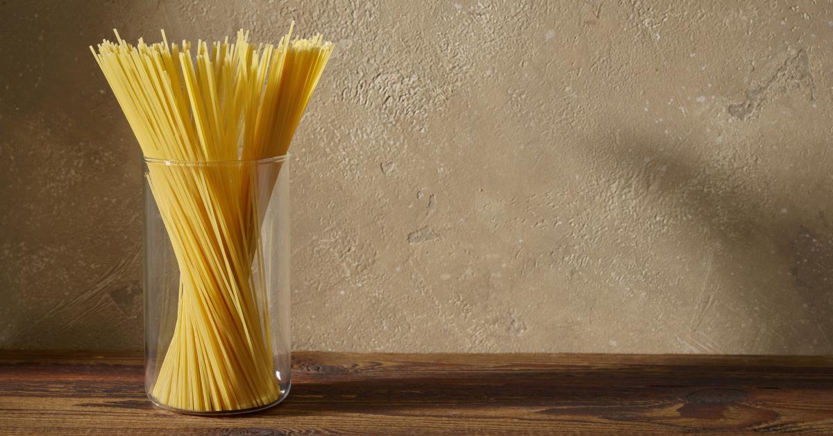 Man Steals Guy's Spaghetti For Not Letting Him Skip in Line