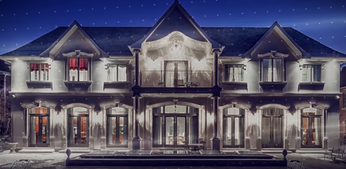 Drake's Toronto Mansion Is Totally Fit for Our Beloved Champagne Papi