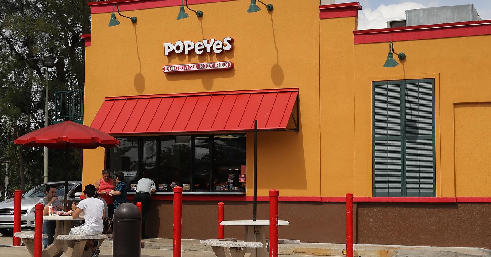 D.C. Popeyes Rats — Viral TikTok Shows Rats Inside of a Popeyes Kitchen