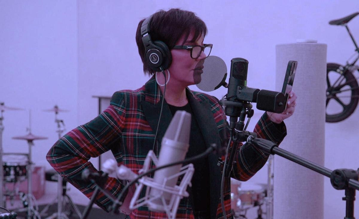 Kris Jenner and Travis Barker's Christmas Song — How It Happened!
