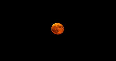 Why Does the Moon Look Orange? It's Not About Cheese