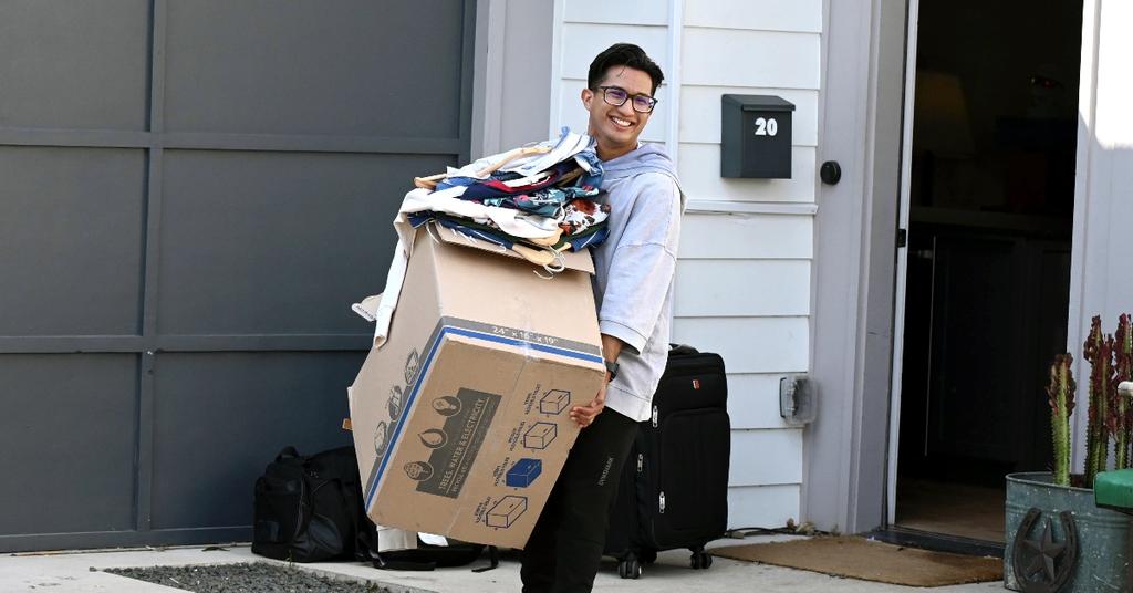 'Twentysomethings: Austin' Star Keauno "KeKe" Perez Talks Embracing His ...