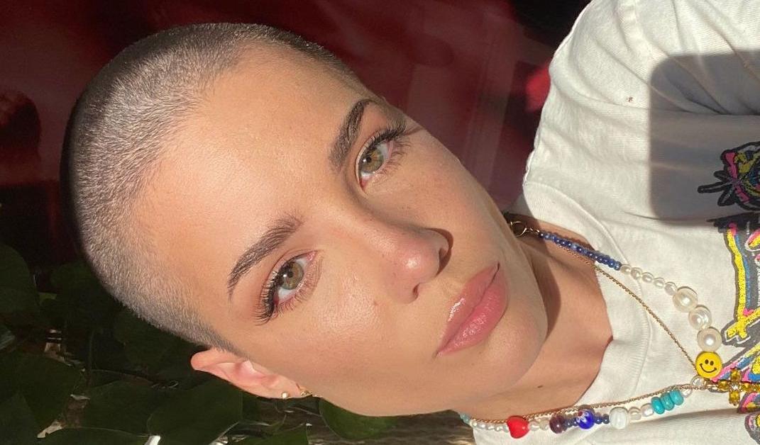 Does Halsey Have an Eating Disorder? Details on the Singer's Struggles