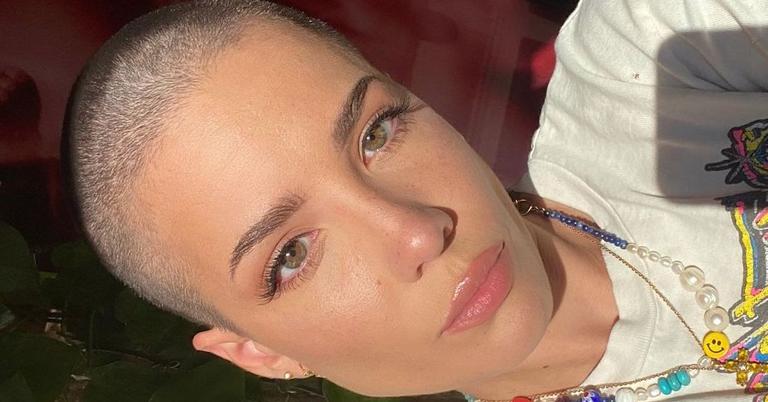 Does Halsey Have an Eating Disorder? Details on the Singer's Struggles