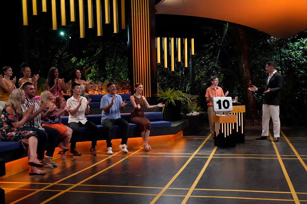 Deal or No Deal Island: How Does the Show Work?