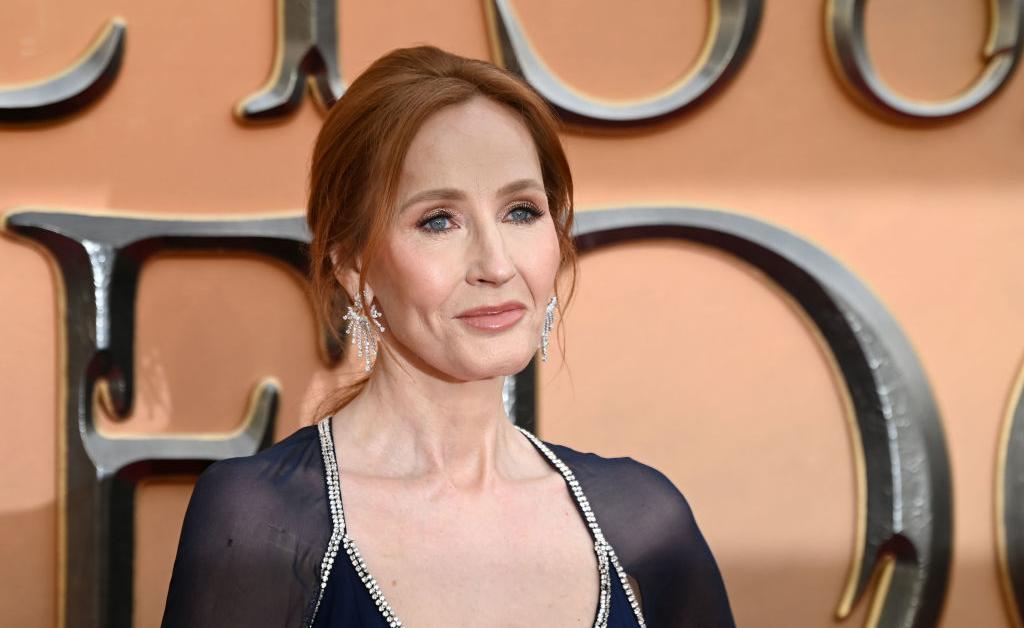 Does J.K. Rowling Have Black Mold in Her Home?