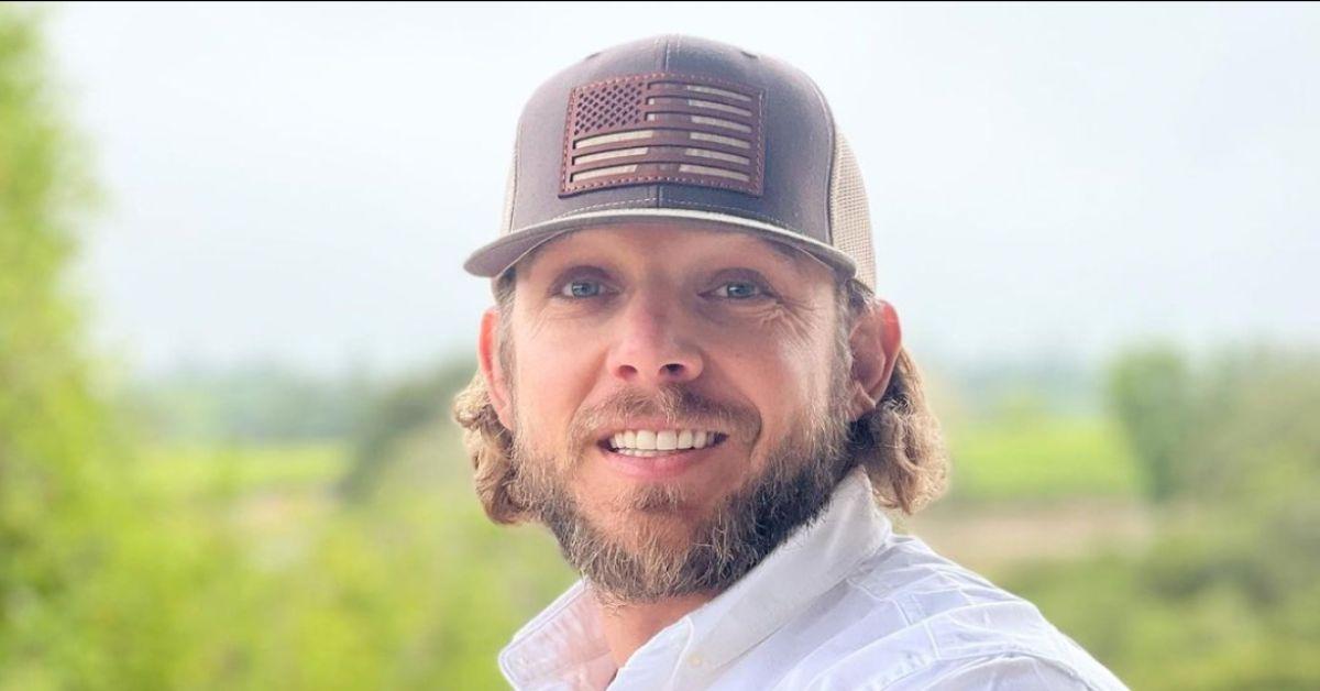 What Happened to Max Thieriot's Leg on 'SEAL Team'?