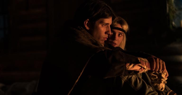 What Happened to Travis in 'Yellowjackets'? Kevin Alves Teases Season 2 ...