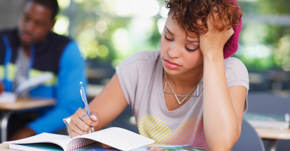 What Happens if You Fail a Class in College With FAFSA?