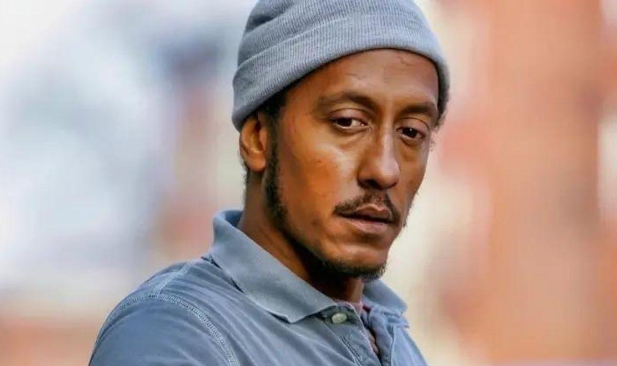 What Is the Bug in The Wire? Bubbles Cousins Faces Diagnosis