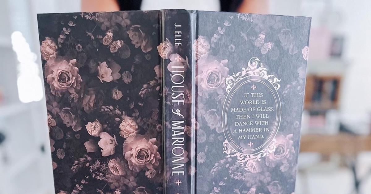 House of Marionne Review: Ballgowns, Magic, and More