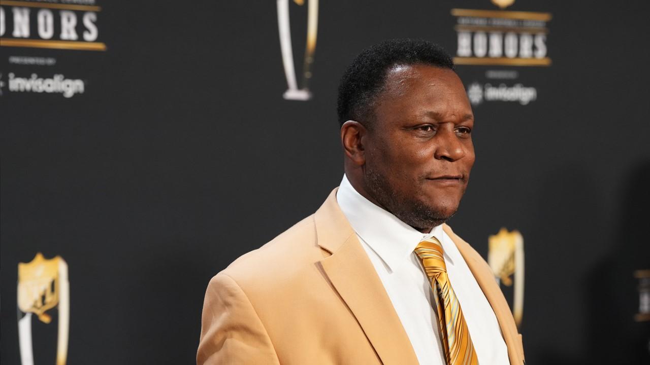 Why Did Barry Sanders Retire at Just 31 Years Old? Details