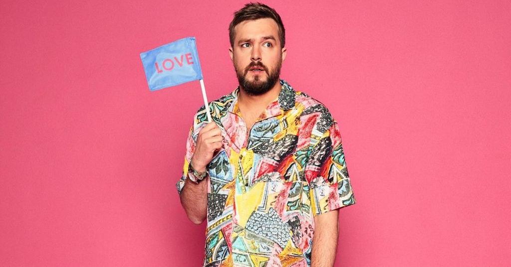 Iain Stirling Talks Lending His Voice Across the Pond for 'Love Island ...