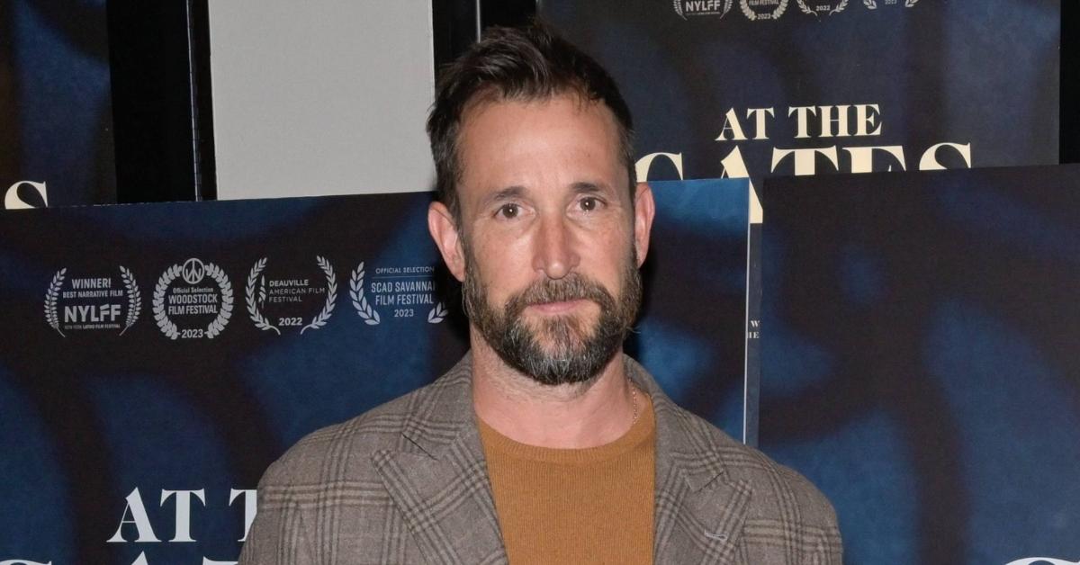 Is Noah Wyle Married? What To Know