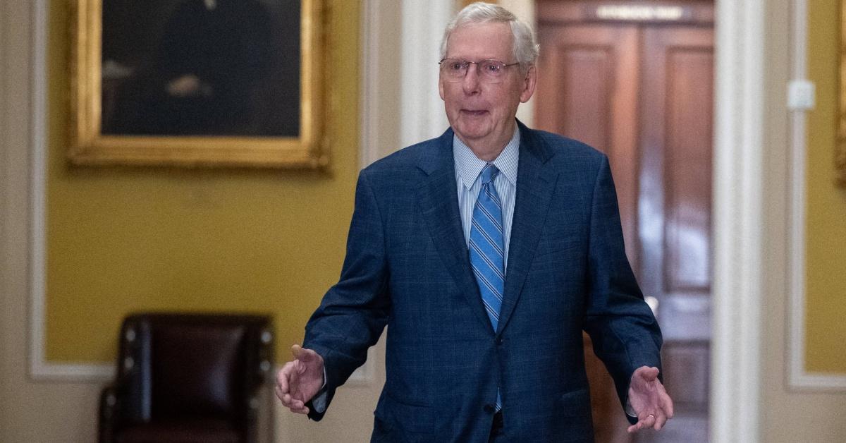 Did Mitch McConnell Fall? Another Public Mishap, Another Injury