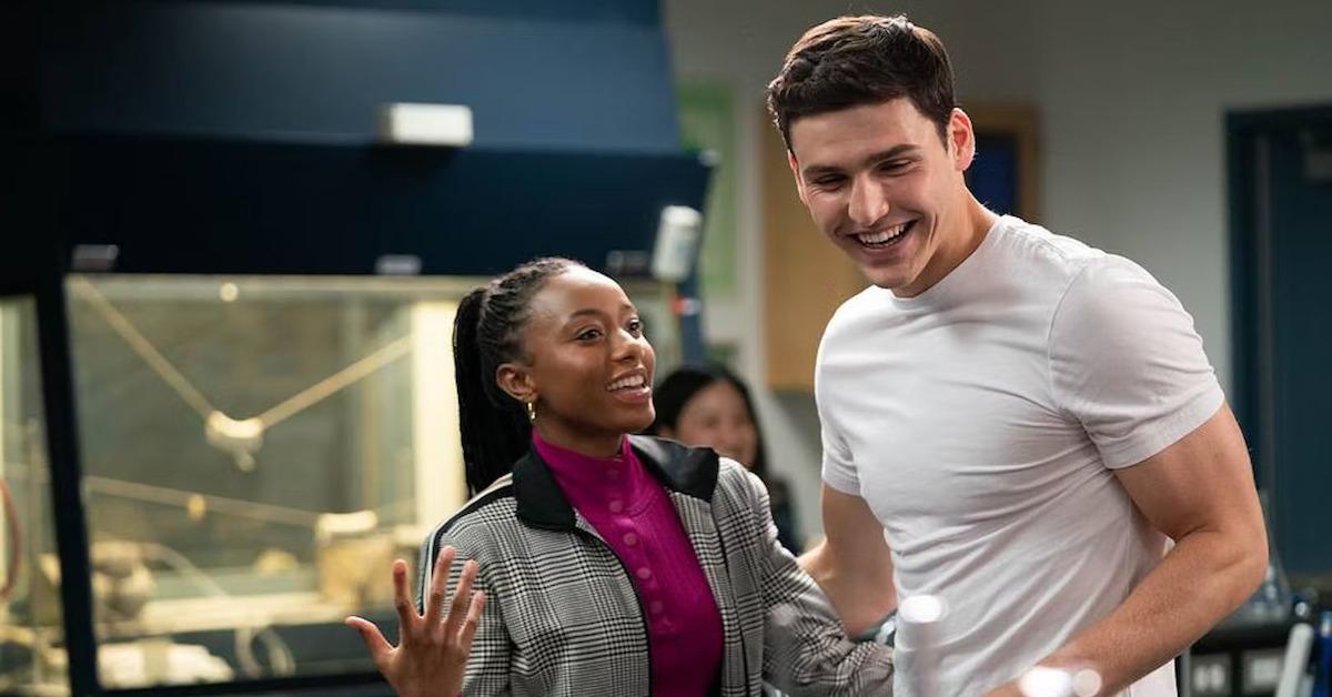 Charlie Hall, Julia Louis Dreyfus’ Son, Is in ‘Sex Lives of College Girls’