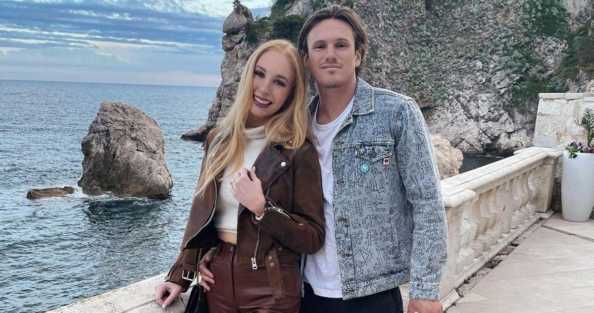Does 'Popstar's Best of 2021' Presenter Elizabeth Stanton Have a Partner?