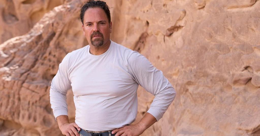 'Special Forces' Star Mike Piazza Gets Emotional Talking About Late Dad ...