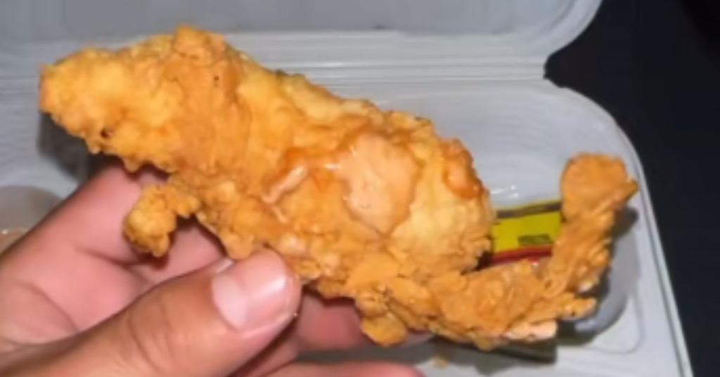 Disturbing Video Shows "Rat" in Raising Cane's Chicken