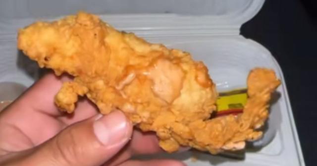 Disturbing Video Shows "Rat" in Raising Cane's Chicken